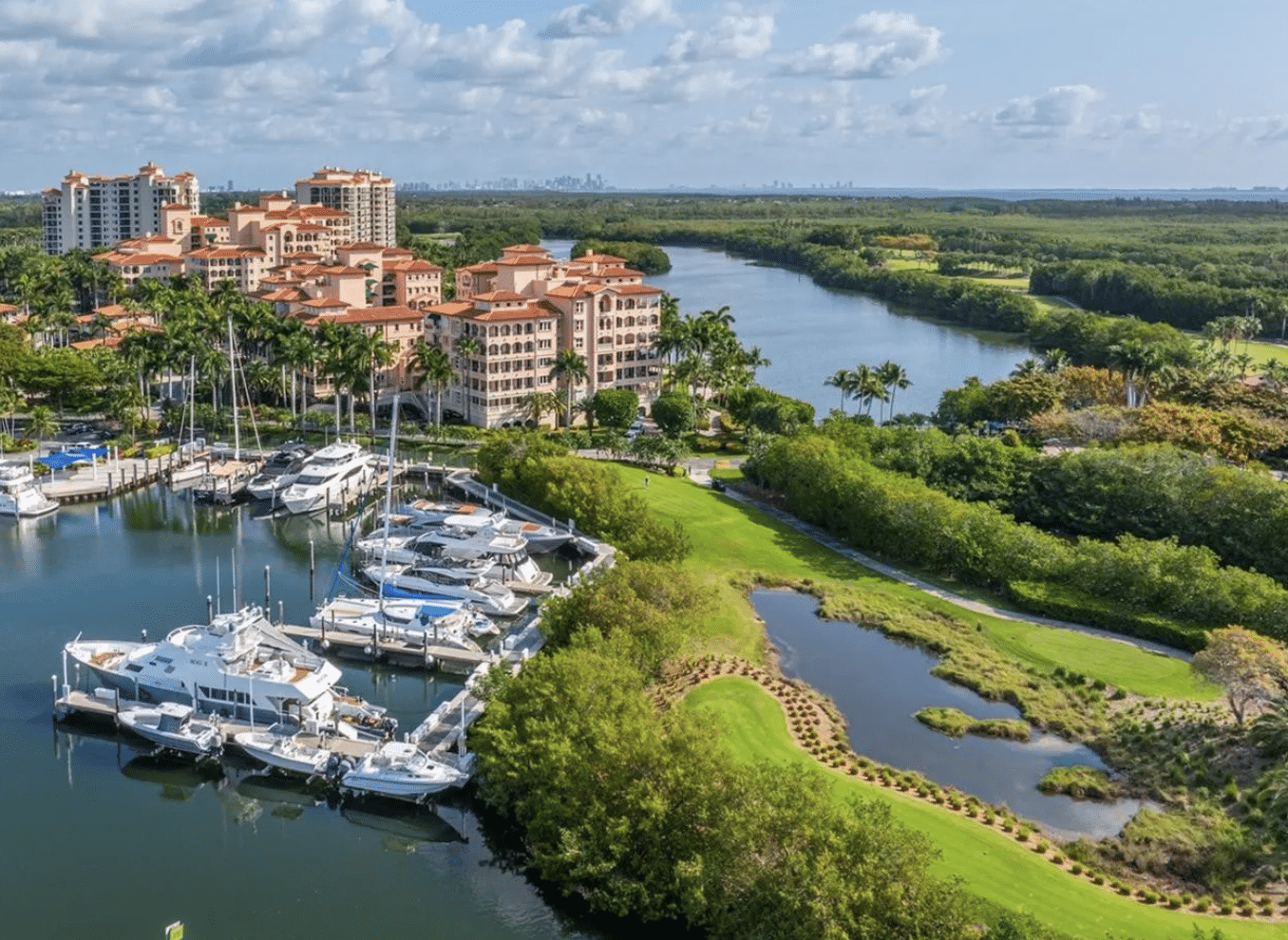 Deering Bay Guide - Luxury Guide USA