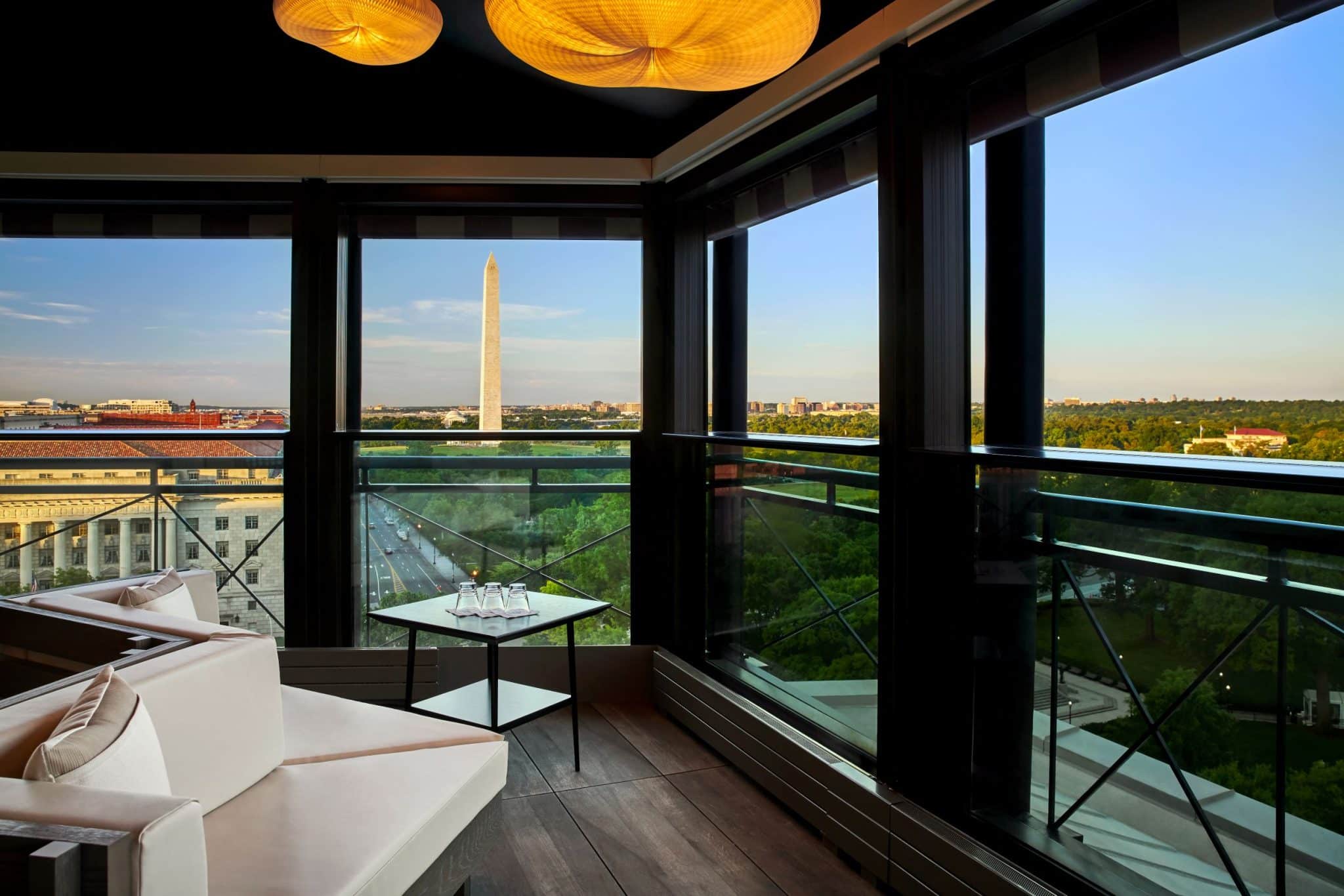 Sky-High Dining Destinations With a View: Luxury Restaurants with ...