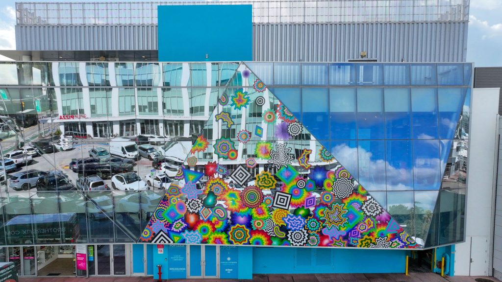 Miami Artist Jen Stark Transforms Lincoln Road with Geometric Cascade ...